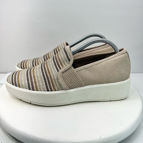 Clarks | Shoes | New Clarks Womens Layton Petal Woven Comfort Slip On ...